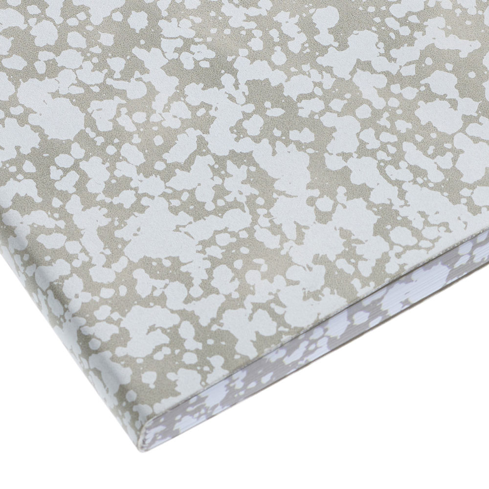 Libreta Miquelrius A5 estampado gris B&W liso