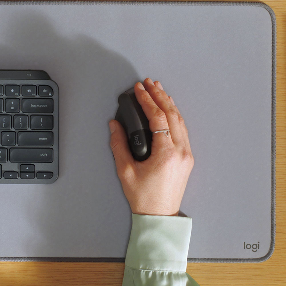 Mouse Logitech Lift Vertical Ergo Bt Negro | Papelería Lumen